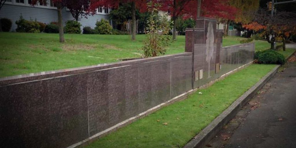 Road Crews Uncover Part Of Original 'Des Moines To Seattle Brick ...